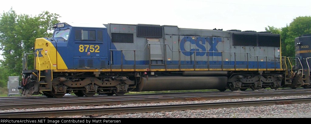 CSX 8752